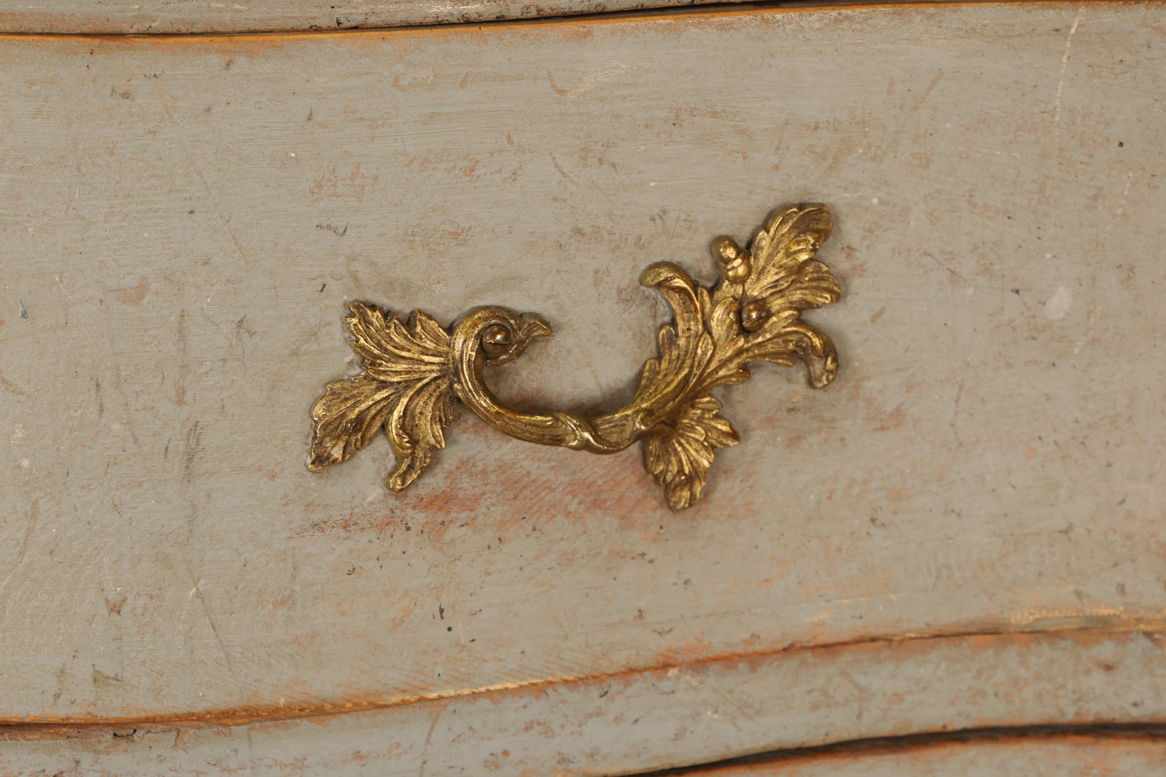 18th Century Rococo Chest of Drawers – Napoleon Antique & Art